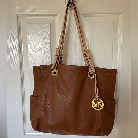 KORS Michael Kors | Bags | Kors Michael Kors Handbag Purse Brown W Snap ...